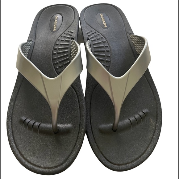 Okabashi | Shoes | Okabashi Silver Black Flip Flop Sandals Size Large 9 ...
